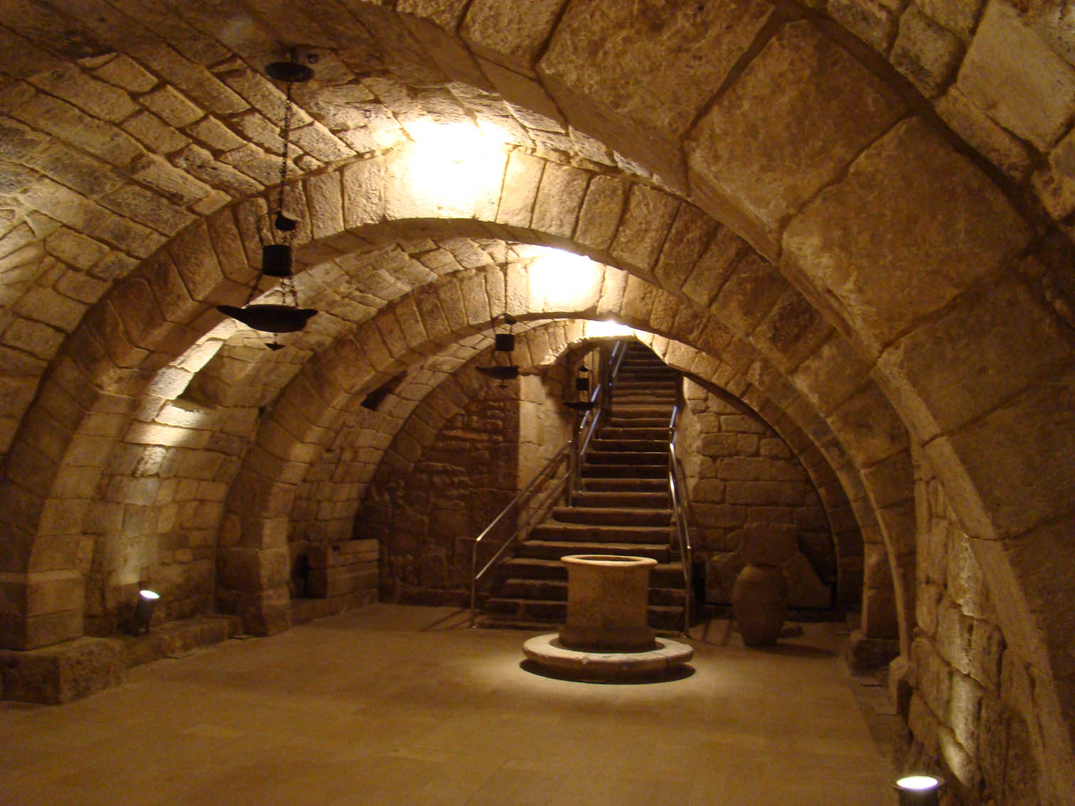 Baúl del Arte: LAS CRIPTAS ROMÁNICAS