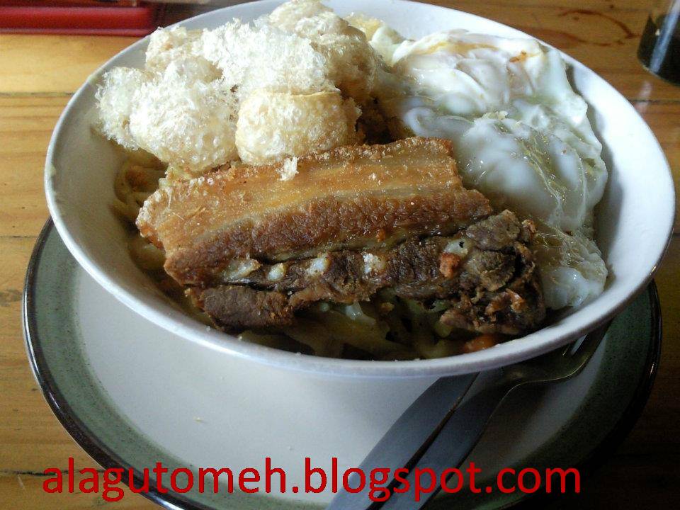 Ala Gutom Eh: Pon's Lechon Chami, Lechon Lomi, Adobo, etc. in Lipa