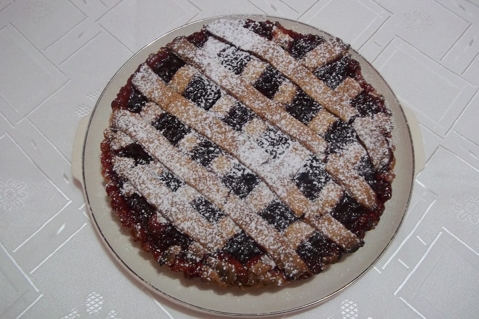 Tarta Linzer, una delicia austríaca/húngara de frambuesas, almendras y ...