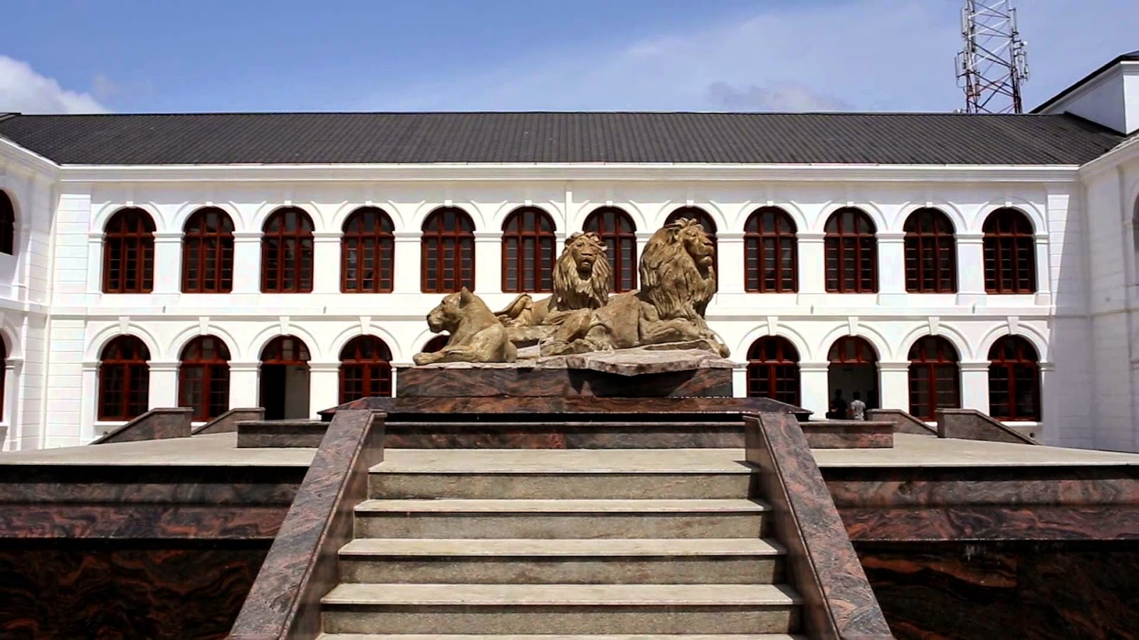 Arcade Independence Square - Sri Lanka - Marvellous Sri Lanka