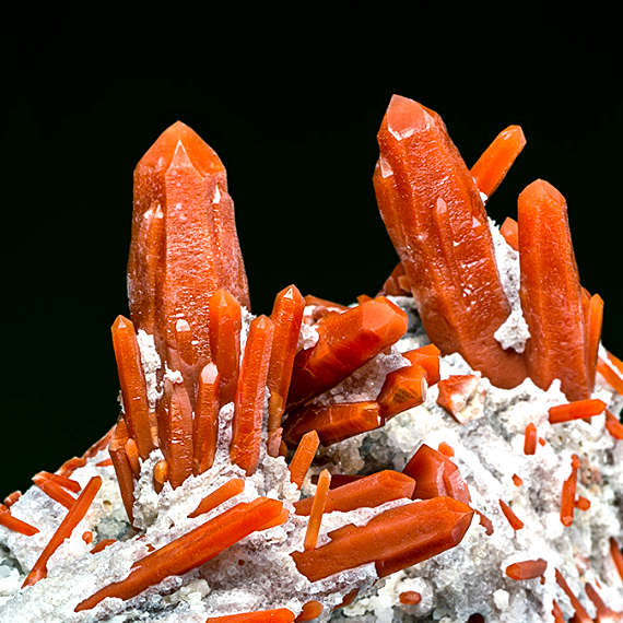 Jacinto de Compostela o Cuarzo Rojo. Cuerpo astral, propiedades y usos ...