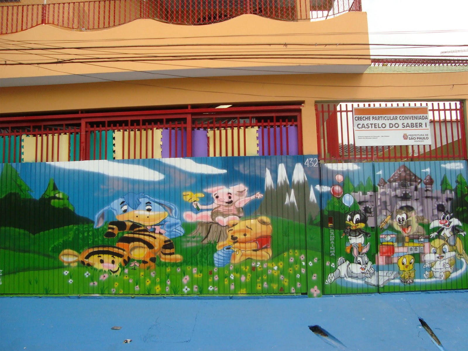 Luciano Borzar Graffits