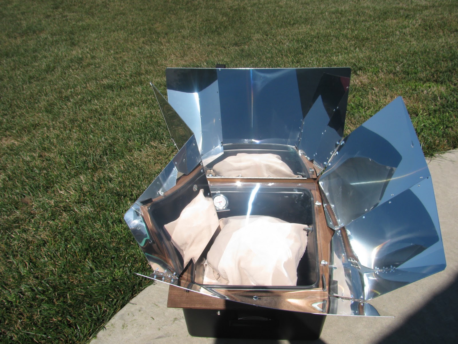 The Harried Homemaker Preps: Sun Oven, Part III: Using the Sun as a ...
