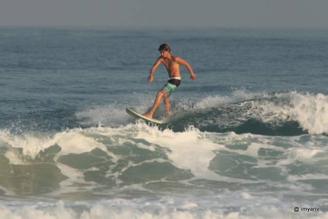 Israel in photos: Herzliya, HaSharon beach | Surfing in Israel