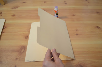 Bouquet of Sharpened Pencils : How to Make Pocket FIle Folders