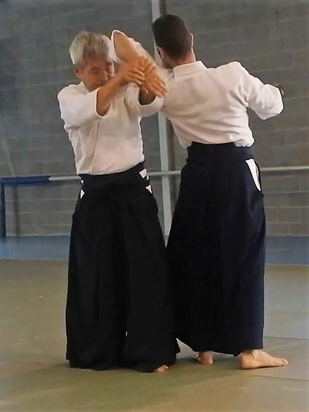 Shihonage basico Yokomenuchi (omote y ura)