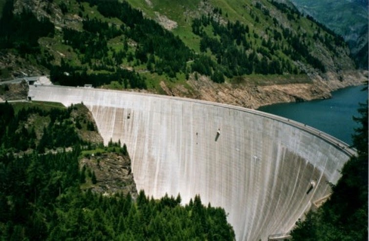 165-Meter-High Swiss Dam Is the World’s Tallest Non-Natural Climbing ...