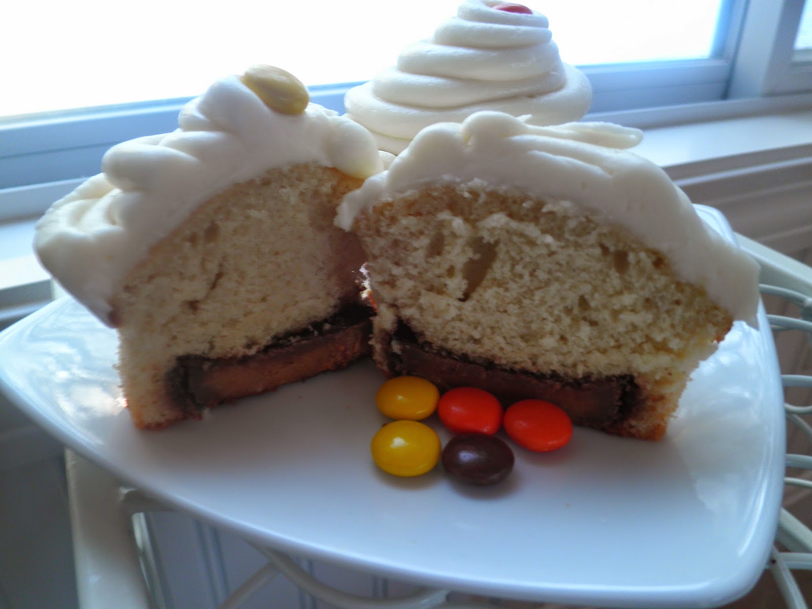 Secrets from the Cookie Princess: Fluffernutter Cupcakes