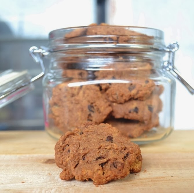 Resep Emak: Mocaf Chocolate Chip Cookies