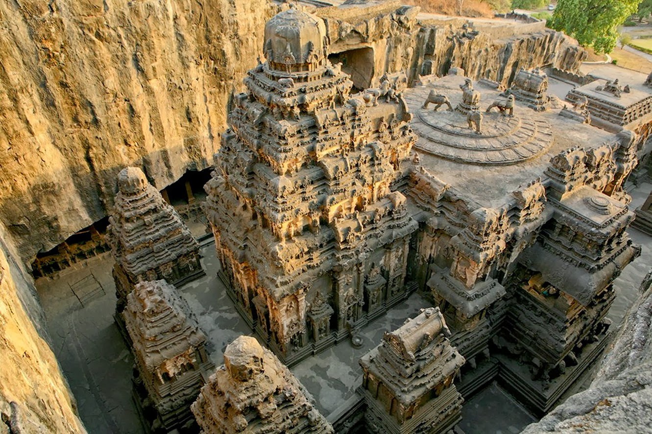 Aspundir: Kailashnath Temple - Ellora Caves - Maharashtra - India