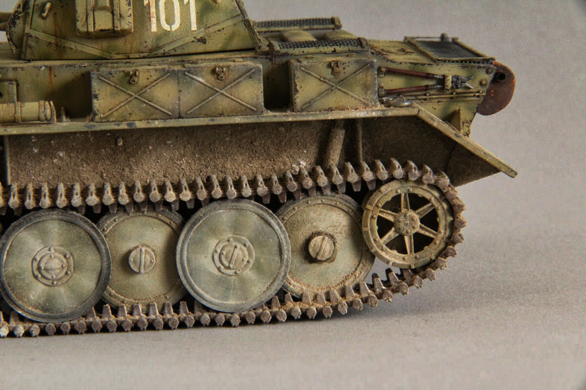MODELMANIA: MILITARIA - "Panzer II Luchs" ICM 1/35