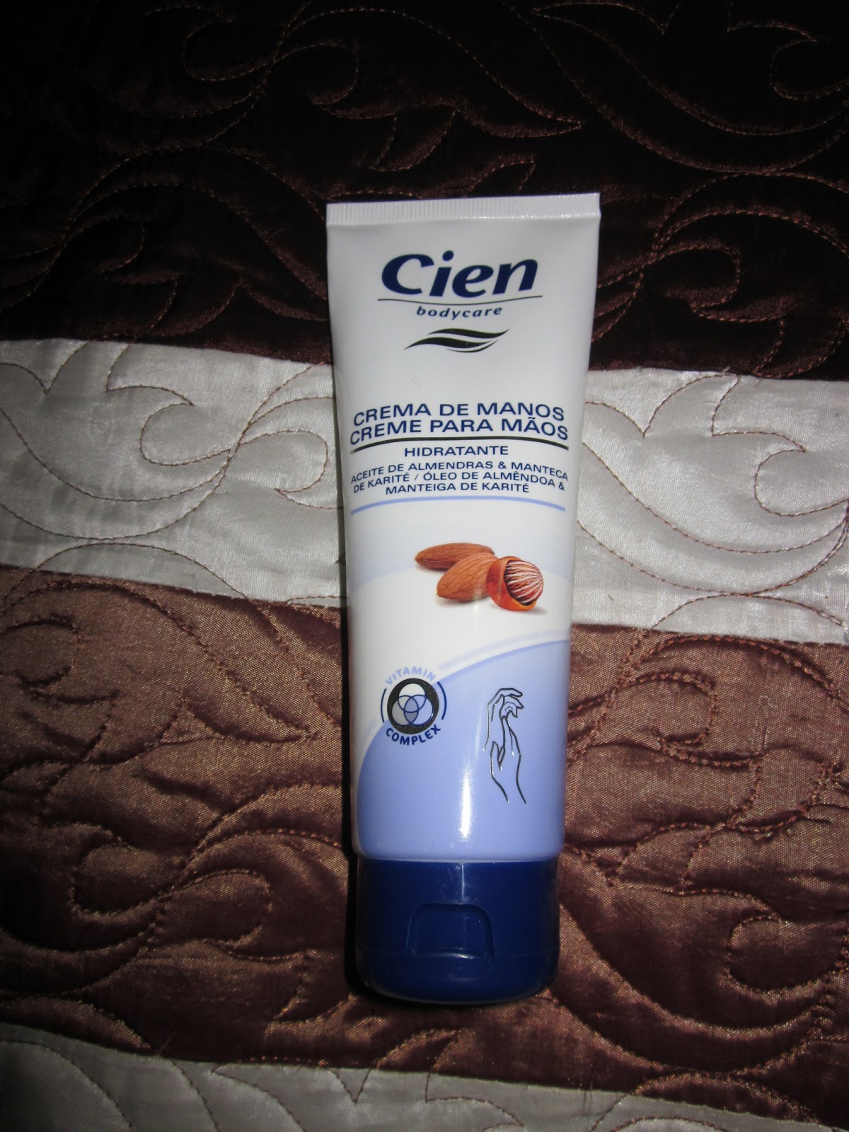 Los secretos de Lore: Crema de Manos Hidratante Cien