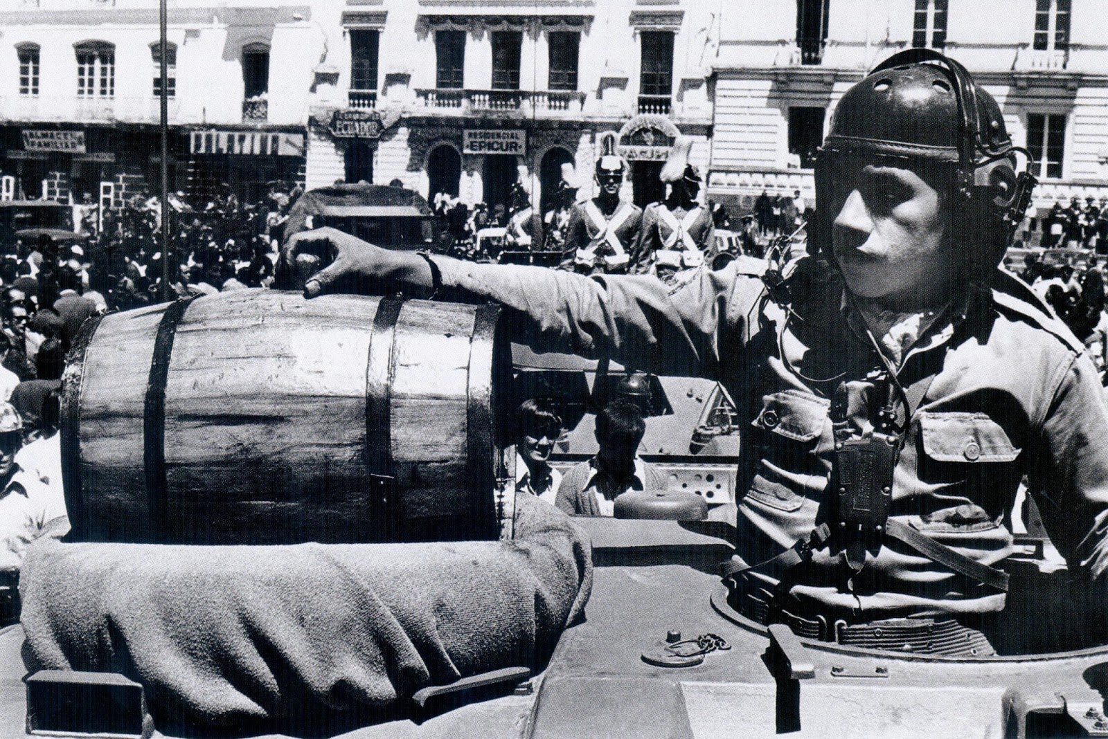 Rienda Suelta - Apuntes de Hernán Ramos: Ecuador: las dictaduras del 70 ...