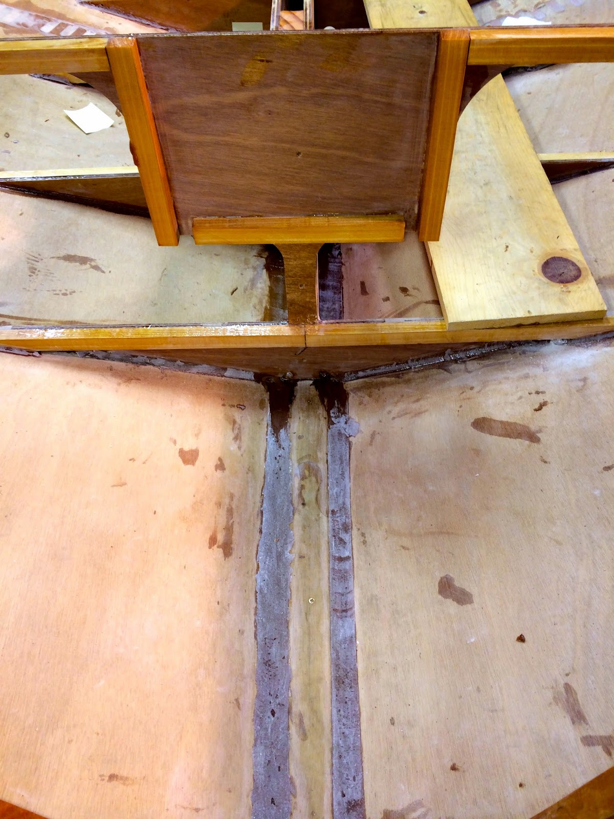 Jim's Pocketship: Epoxy Fillets: Application and Sanding