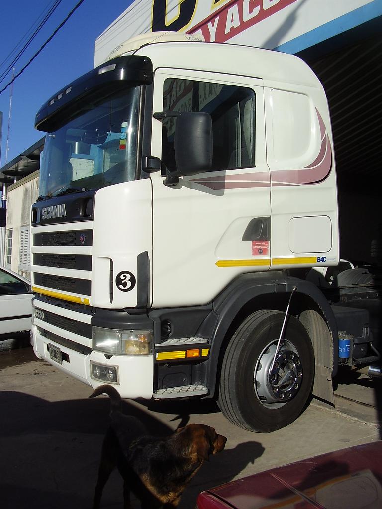 Camiones en Venta: SCANIA 114 FRONTAL R330 año 2005