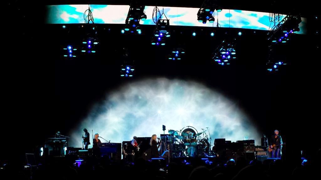 Fleetwood Mac News: Fleetwood Mac kicked-off their long awaited On With ...