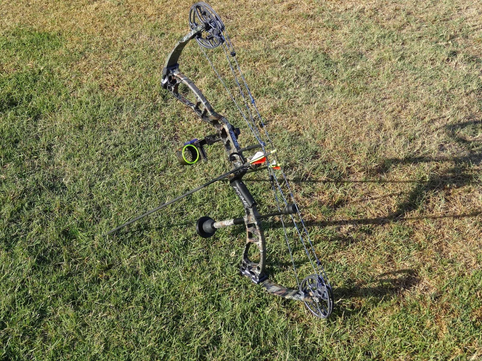 Bum'n with a stick and string: My 2014 hunting bow is.....