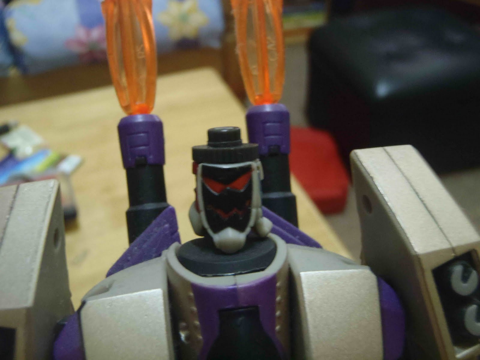 New Planet Cybertron: Transformers Review: Blitzwing (Animated Voyager ...