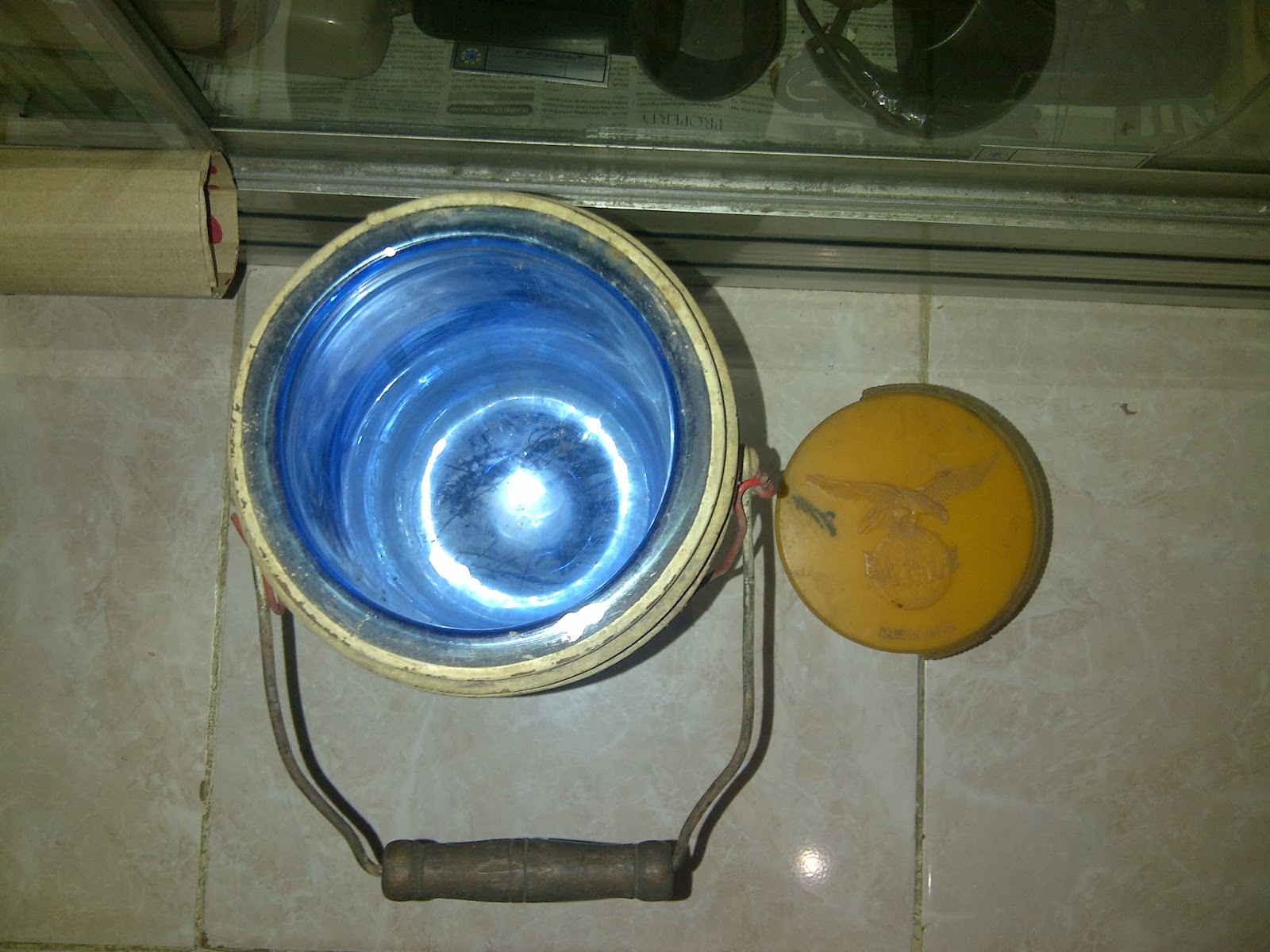 Koleksi Antik Anggoro Solo: Termos Es Lilin