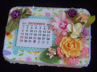 Lynn's Craft Blog: Calendar Tins