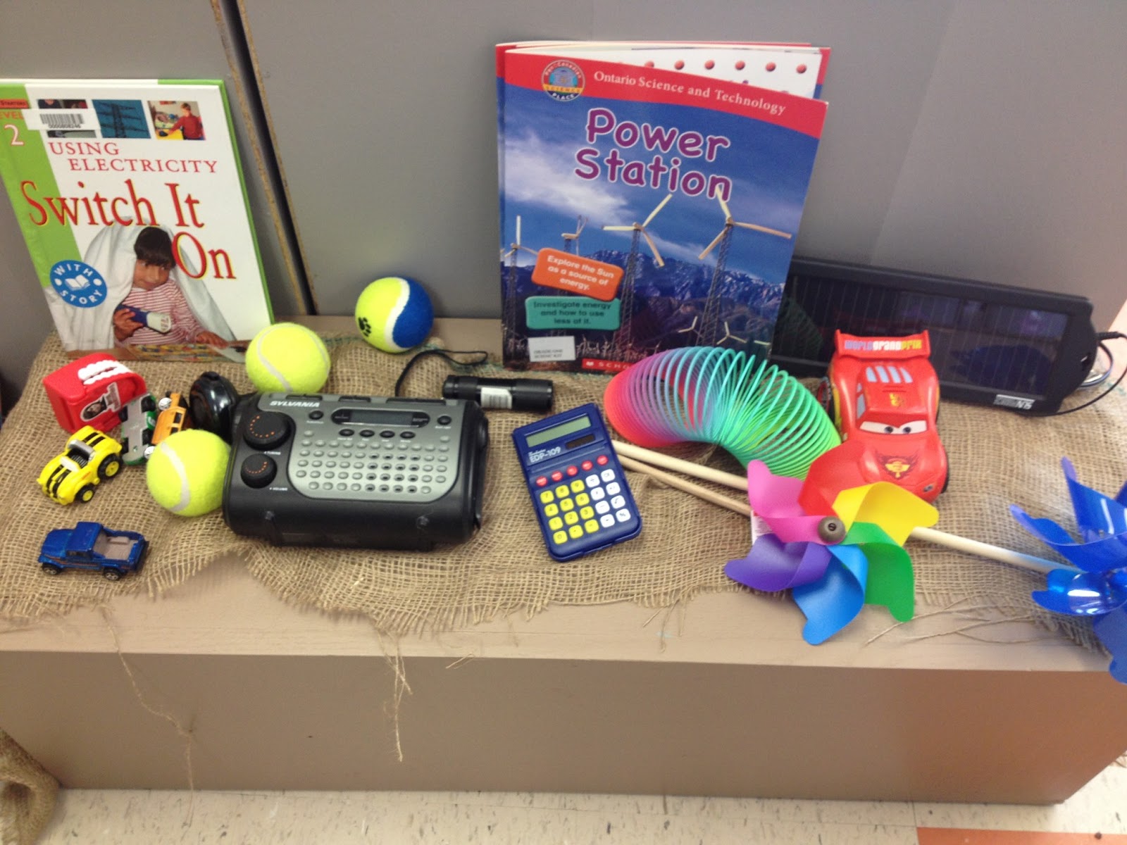 Wonder, Explore & Discover in Grade One: Our First Inquiry in Science!