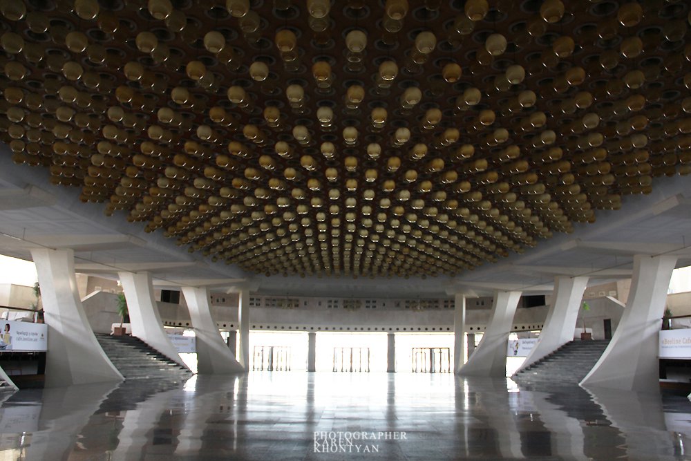 JESC Armenia: Demirchyan Arena or simply HAMALIR