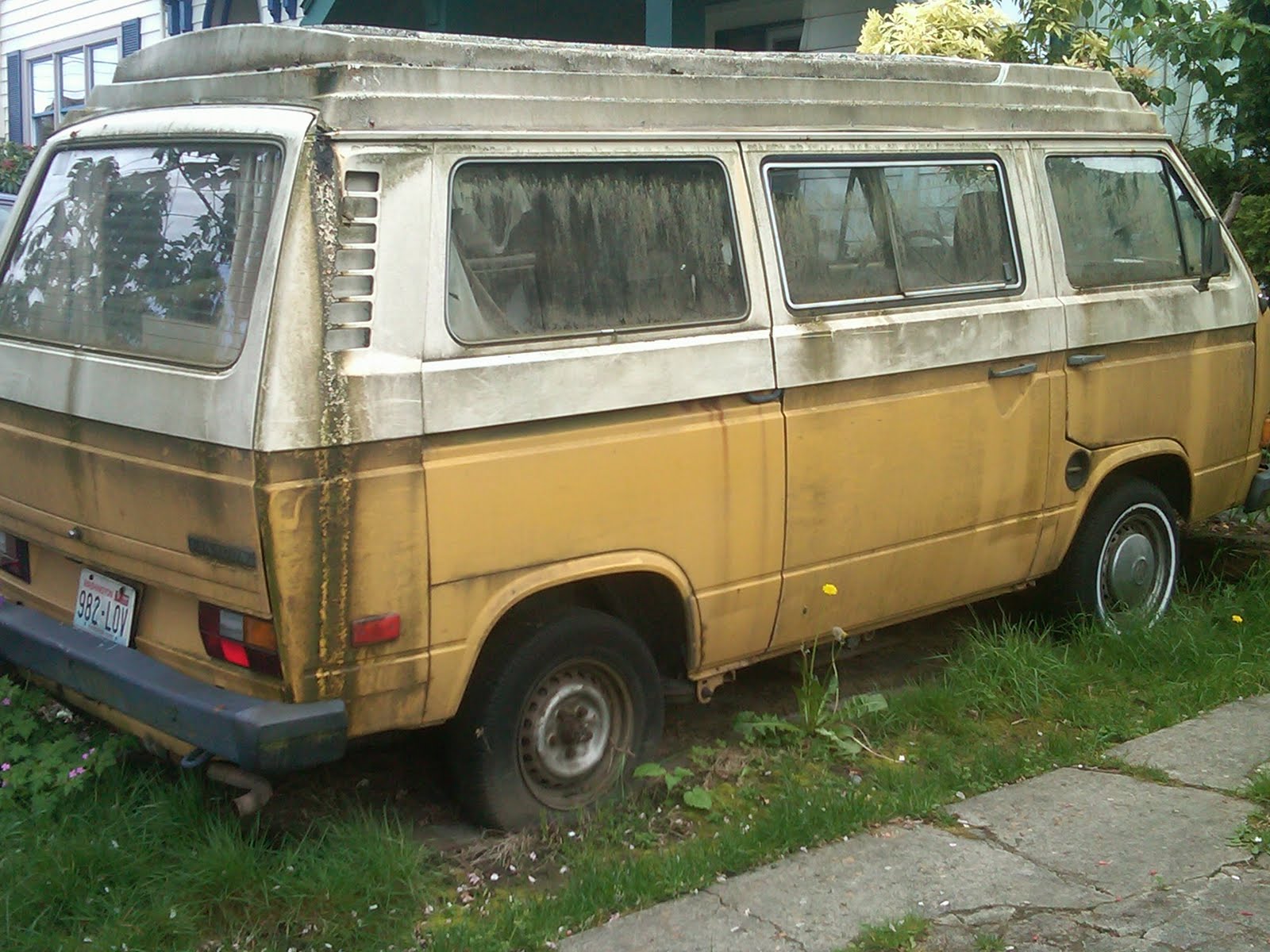 My Manly Musings: Crap Cars of Seattle