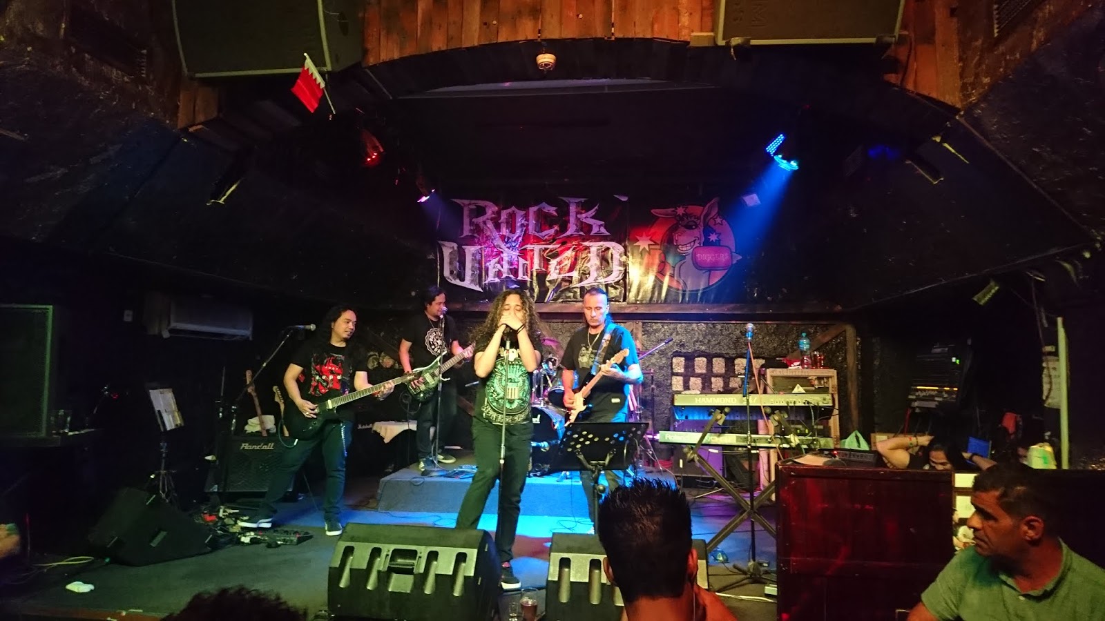 Hari Ng Larga: Diggers - Manama, Bahrain