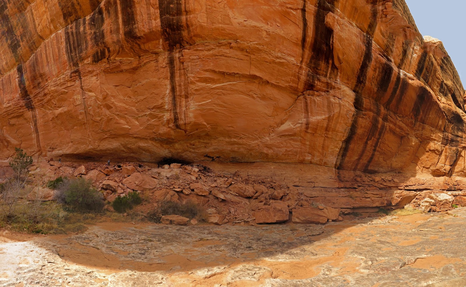 Around the Bend Friends ®: Fallen Roof Ruins & Seven Kivas - Road ...