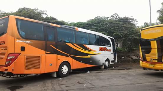 bus pariwisata Bris Trans 08998385846 - 082220277709 - 087777146999 ...