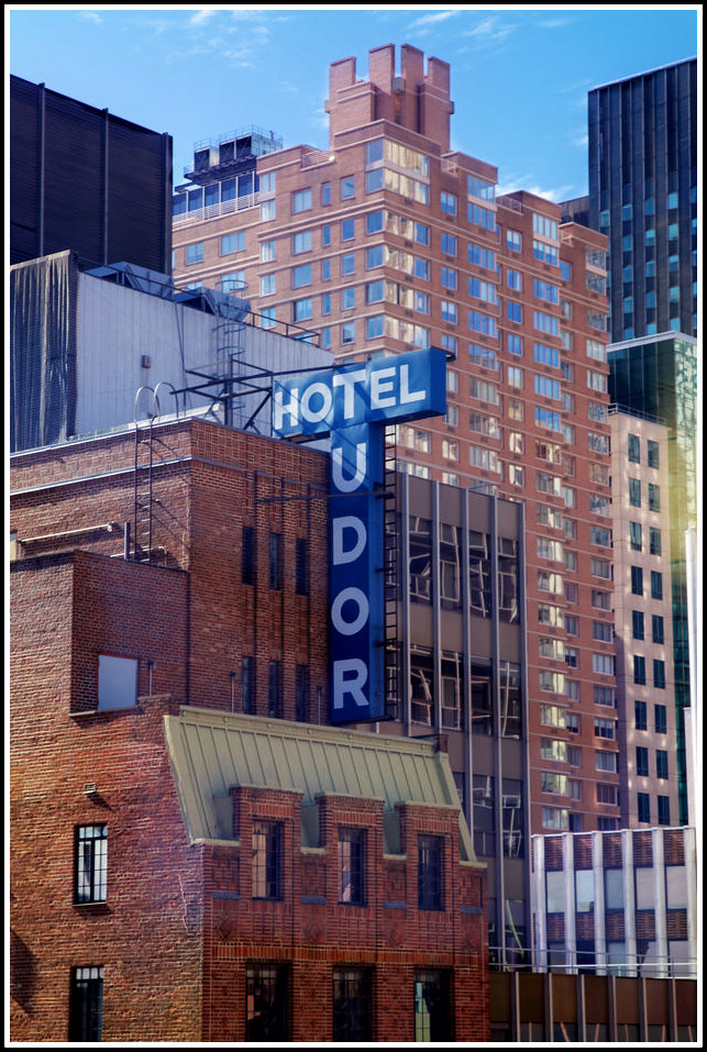 Tudor City Confidential: The HOTEL TUDOR SIGN