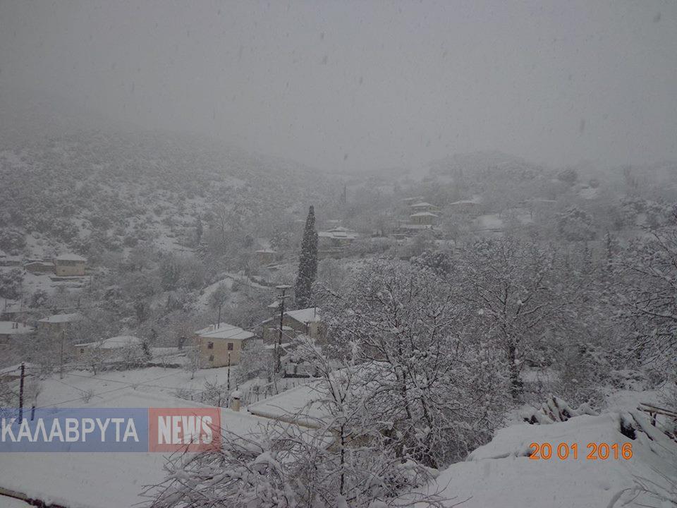 ΕΙΚΟΝΕΣ ΑΠΌ ΤΟ "ΘΑΜΜΕΝΟ" ΣΤΟ ΧΙΟΝΙ ΚΑΣΤΕΛΛΙ ΚΑΛΑΒΡΥΤΩΝ - ΚΑΛΑΒΡΥΤΑ - NEWS