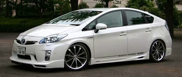 Story Of Car Modification in Worldwide.: TOYOTA PRIUS HYBRID MODIFIED