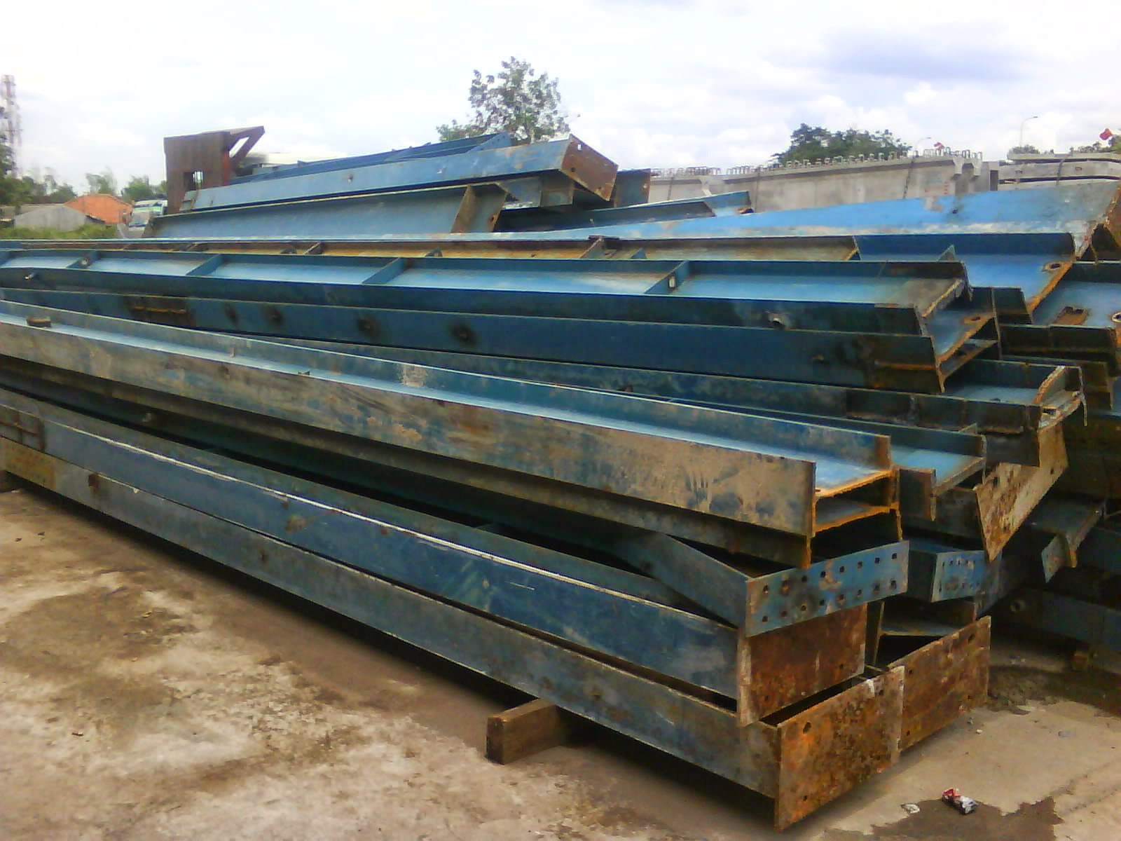 JUAL BELI BESI TUA | SUPPLIER BESI TUA | HARGA BESI TUA | JUAL BESI ...