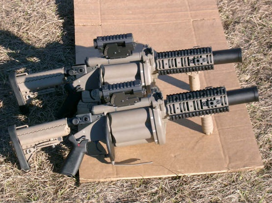 GUN P0RN: Milkor M32 MGL 40mm x 6 grenade launcher