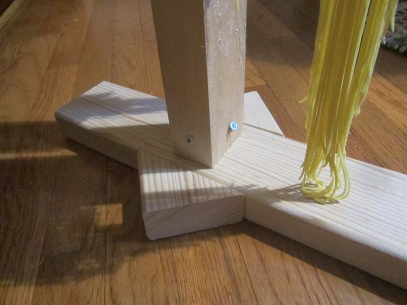 Simply Resourceful: Homemade Pasta Noodle Rack in 5 minutes