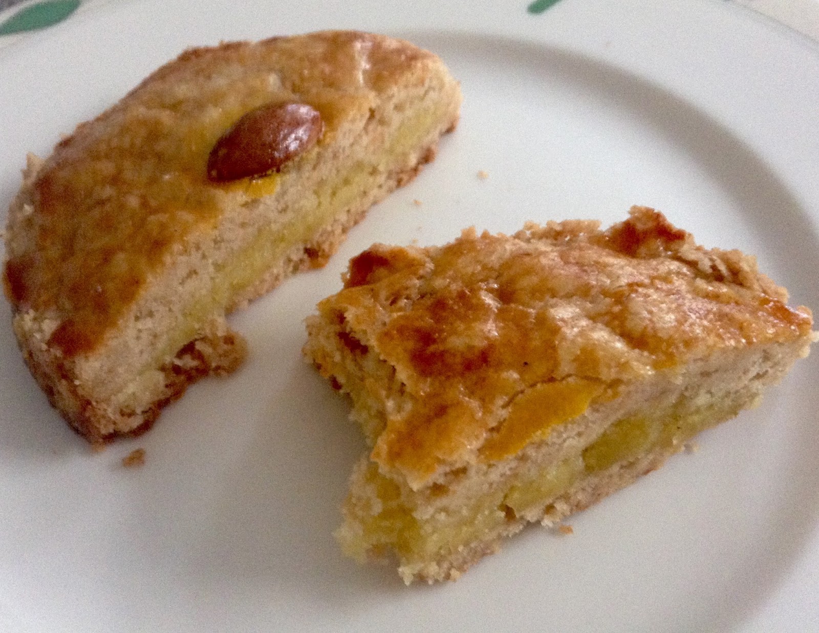 Brot & Bread: DUTCH RONDOS - TENDER LITTLE CAKES WITH ALMOND FILLING