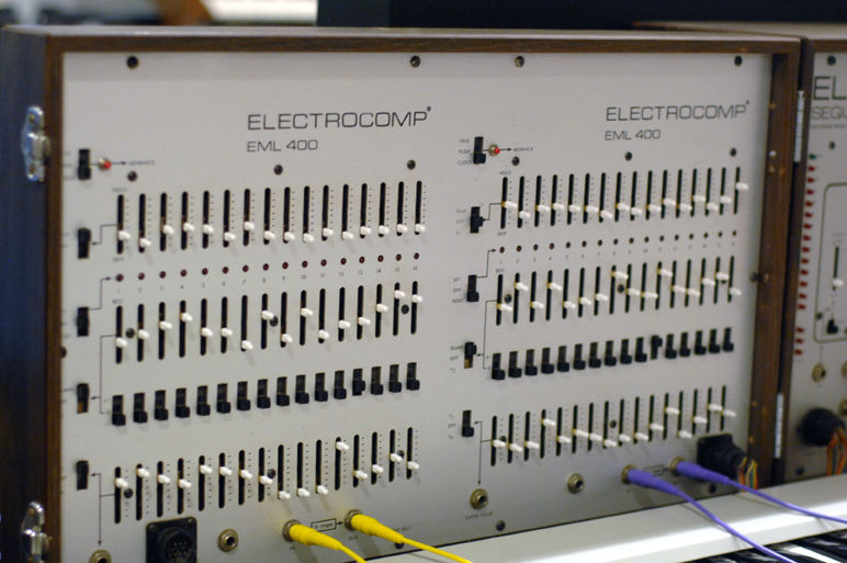 MATRIXSYNTH: EML 400/401 Synthesizer Sequencer Electrocomp
