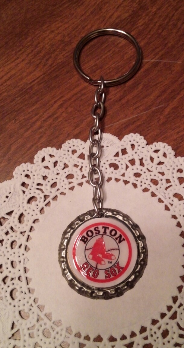 Sheryl's Crafting Corner: Red Sox bottle cap keychain