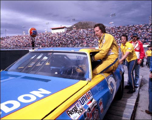 Behind the Wall: The Intimidator