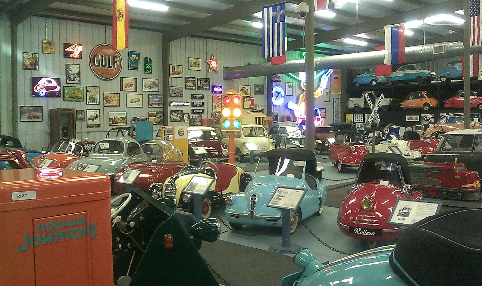 The HappiTraveler: Bruce Weiner Microcar Museum - Madison, GA