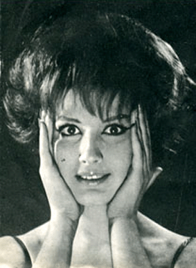 Christoph Roos: Mina - Heisser Sand