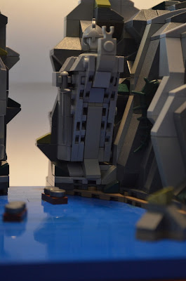 E-nklings: Lego Micro Scale Argonath