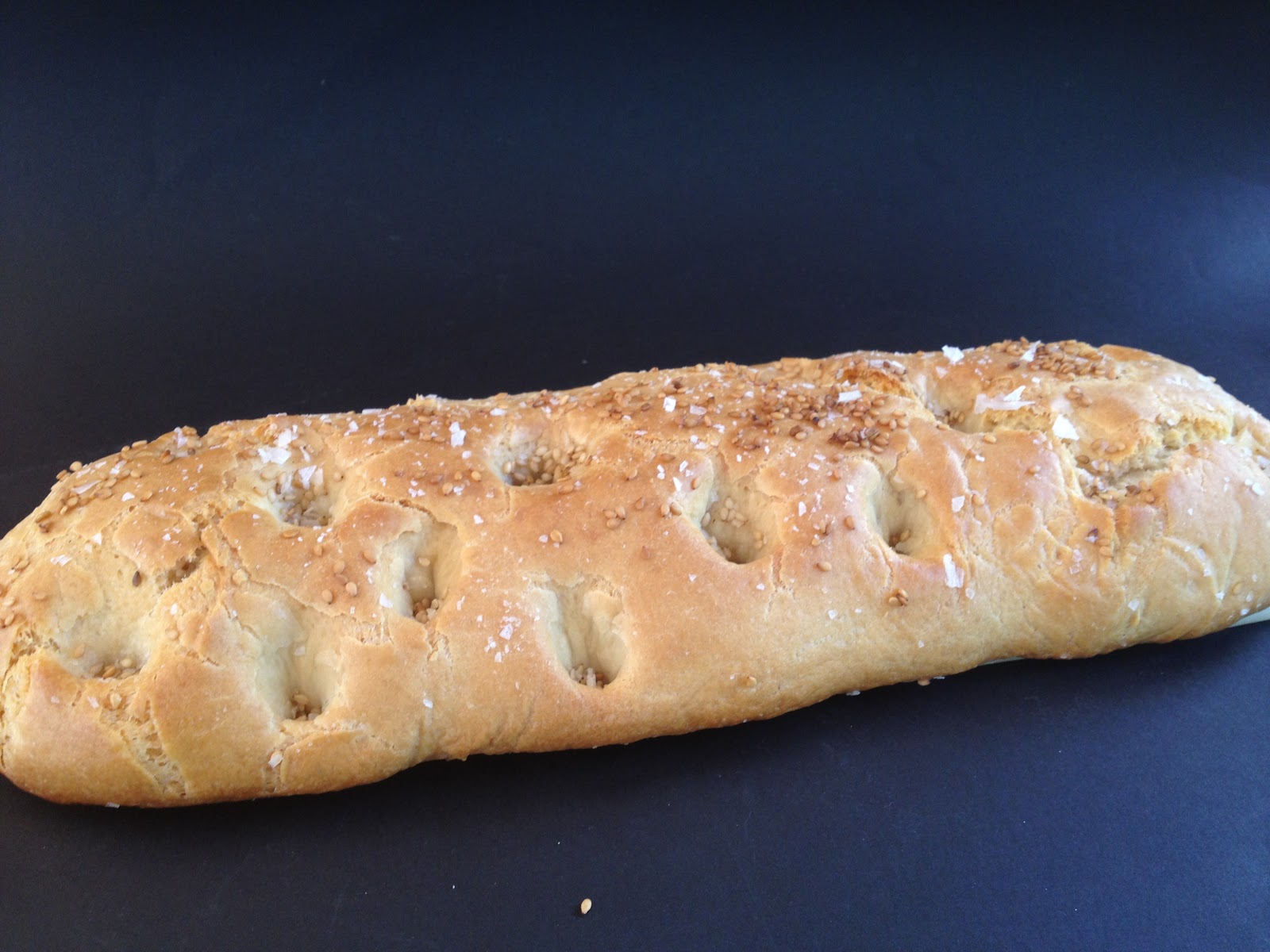 La Cocina de la Masia: Pan con sésamo y escamas de sal