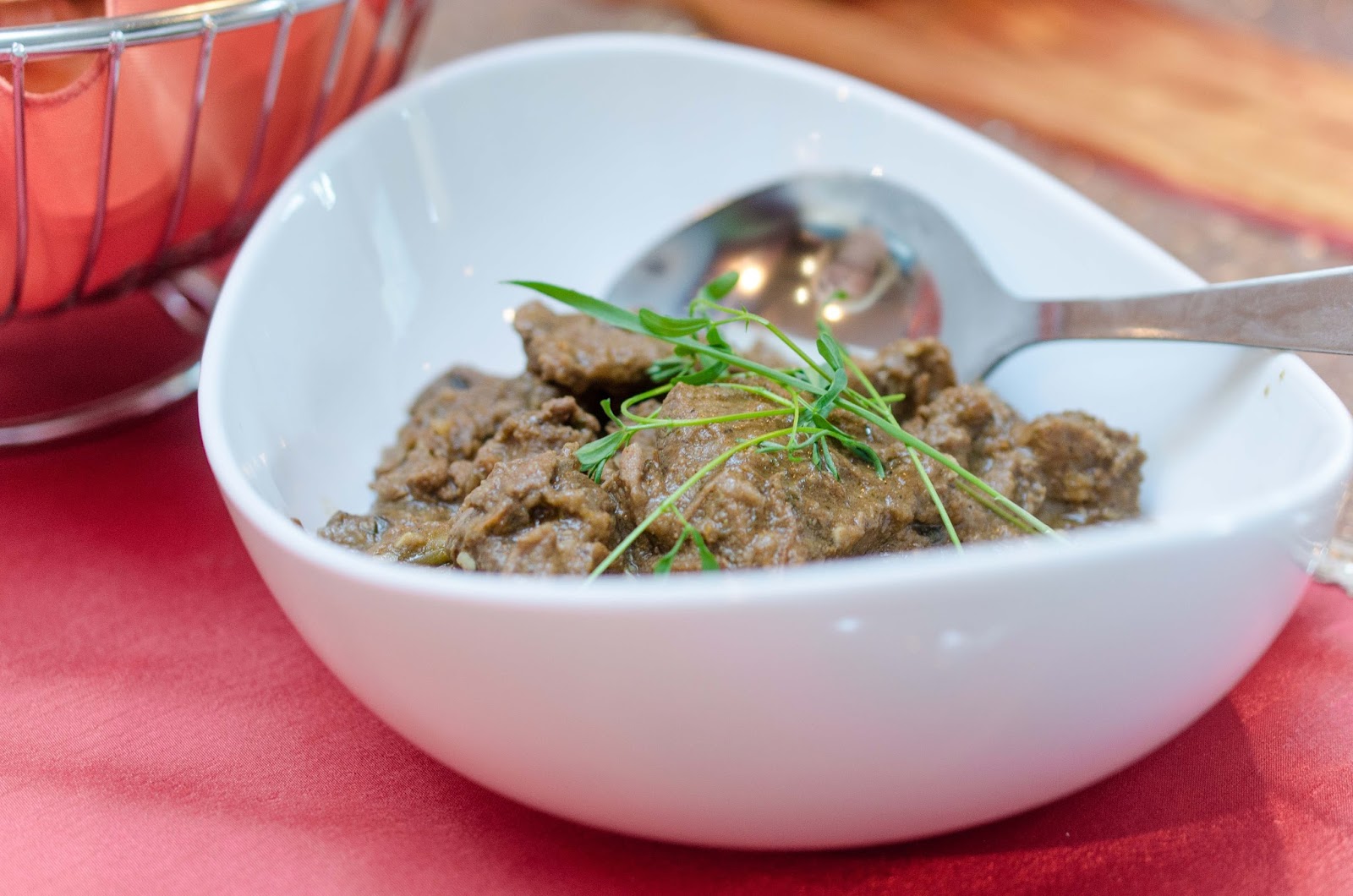 Trains, Planes and Pedhas - Vikram Vij and His Family Chicken Curry ...