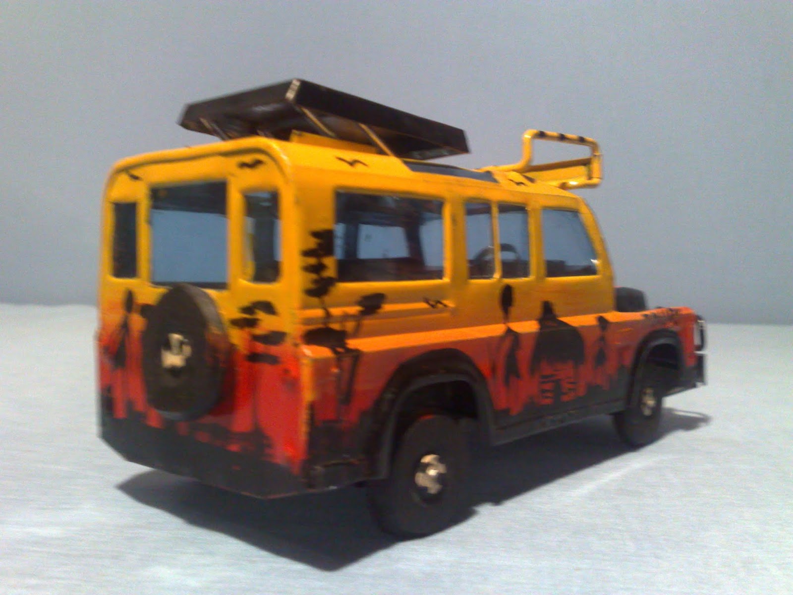 TOM's TECH TOYS: TIN CAN CARS