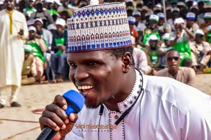 Download: Rarara Dauda Kahutu - Sai Baba Buhari 2 Times » HausaMini.Com.Ng