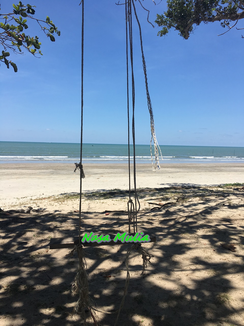 warna warni hidupku..............: Take a Break: Pantai Sepat, Kuantan