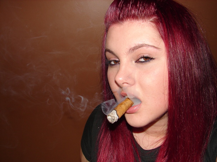 Smokin Kat Valentine
