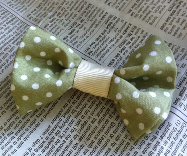 Beauty In The Mundane: Bow Tutorial